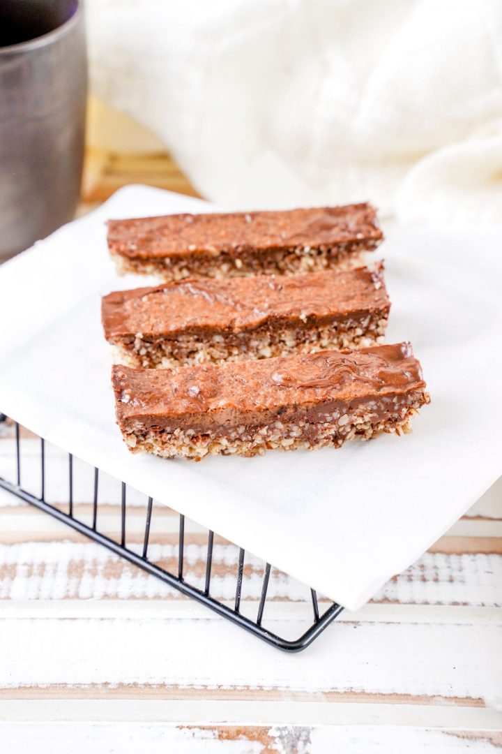 Crunchy Chocolate Hazelnut Bars - No-Bake Dessert Recipes
