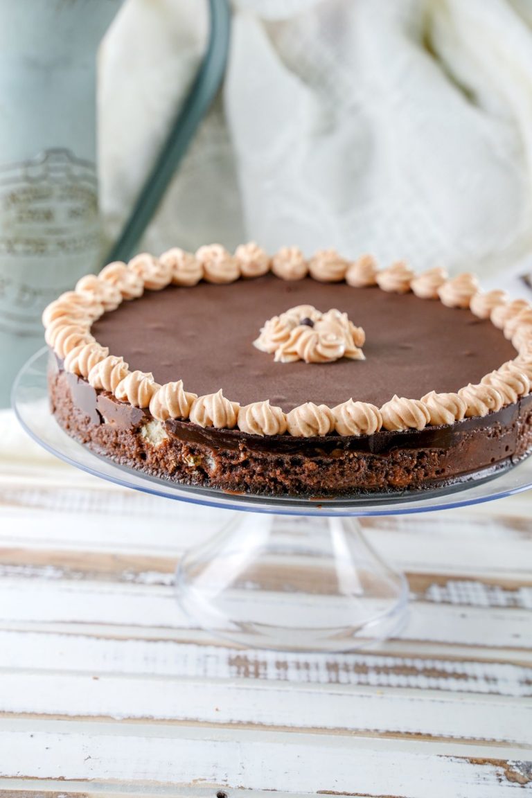 No-Bake Cookie Cake - No-Bake Dessert Recipes