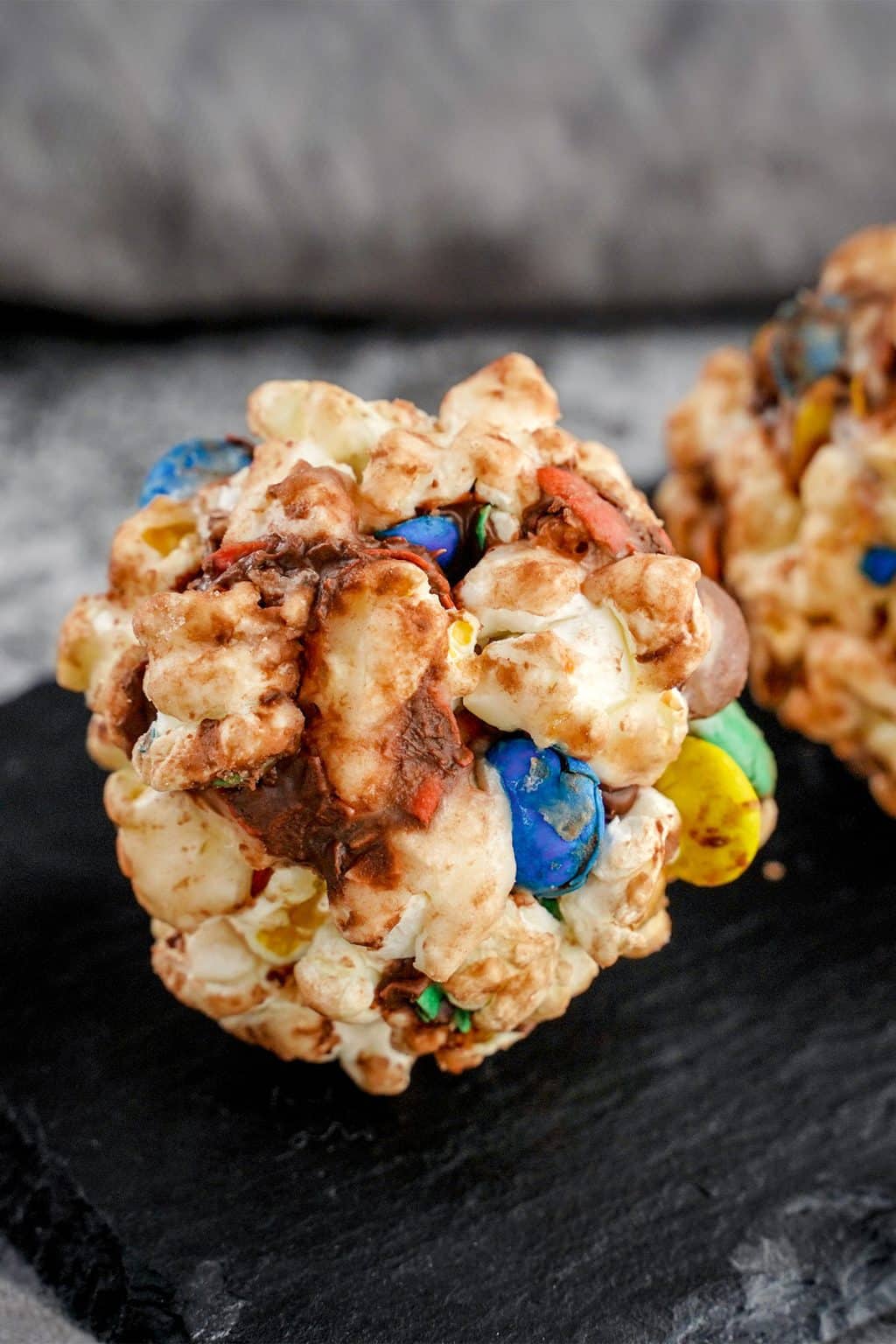 The Best Popcorn Ball Recipe That Will Blow Your Mind - No-Bake Dessert ...