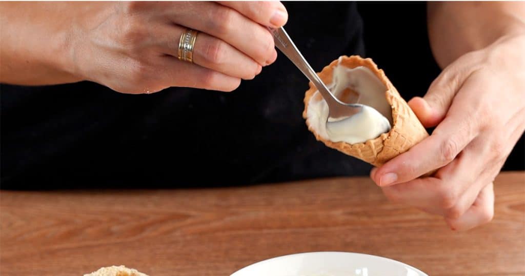 Peach Cobbler Cones: The Fast, Fun, and Unique No-Bake Dessert - No ...